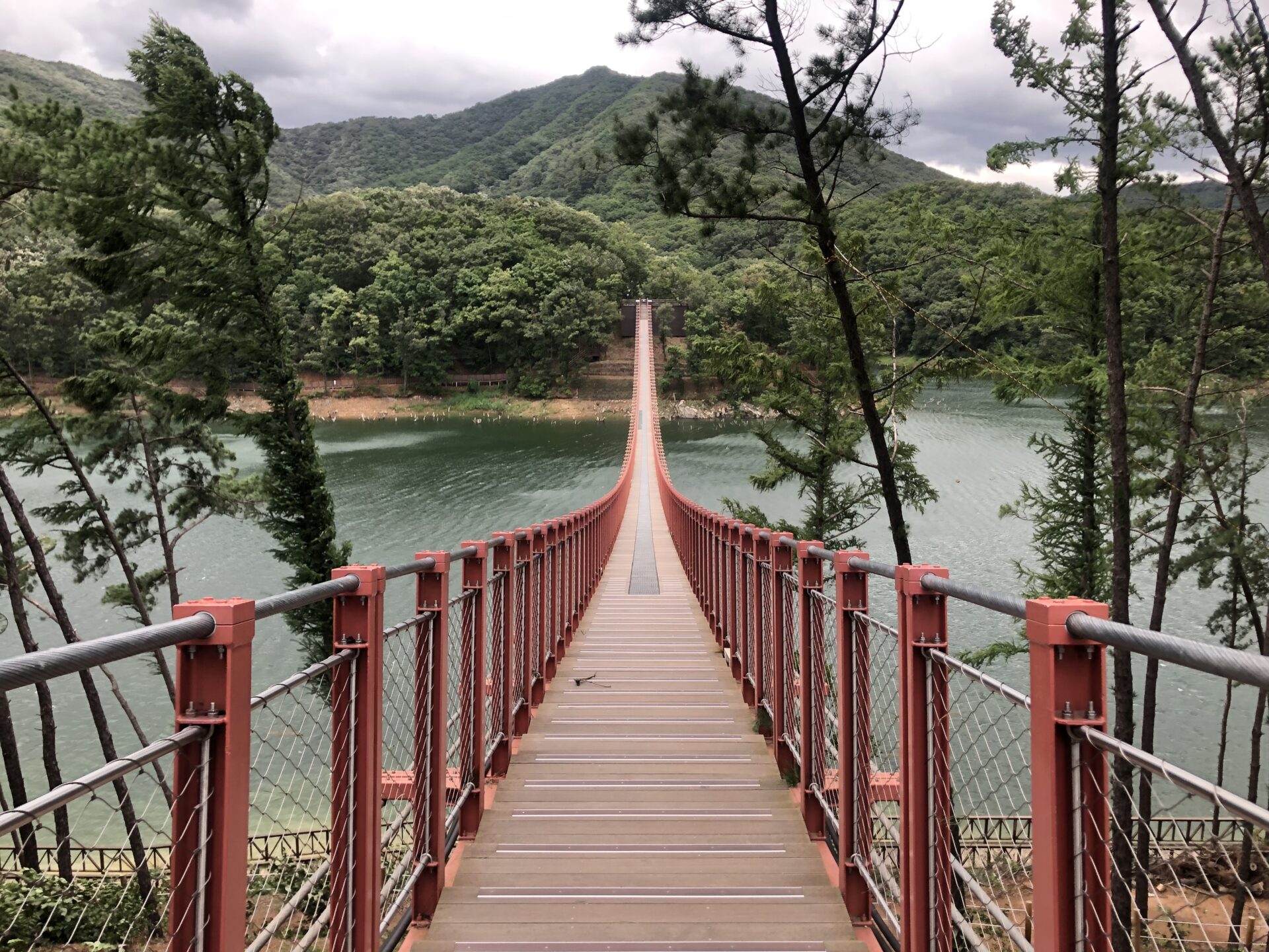 MAJANG LAKE UNDERCURVED SUSPENSION BRIDGE - CABLEBRIDGE